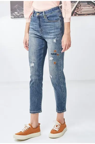 Diffa-復古刷色愛心電繡牛仔長褲｜嘉義垂楊店｜skm online 新光三越線上官方購物平台