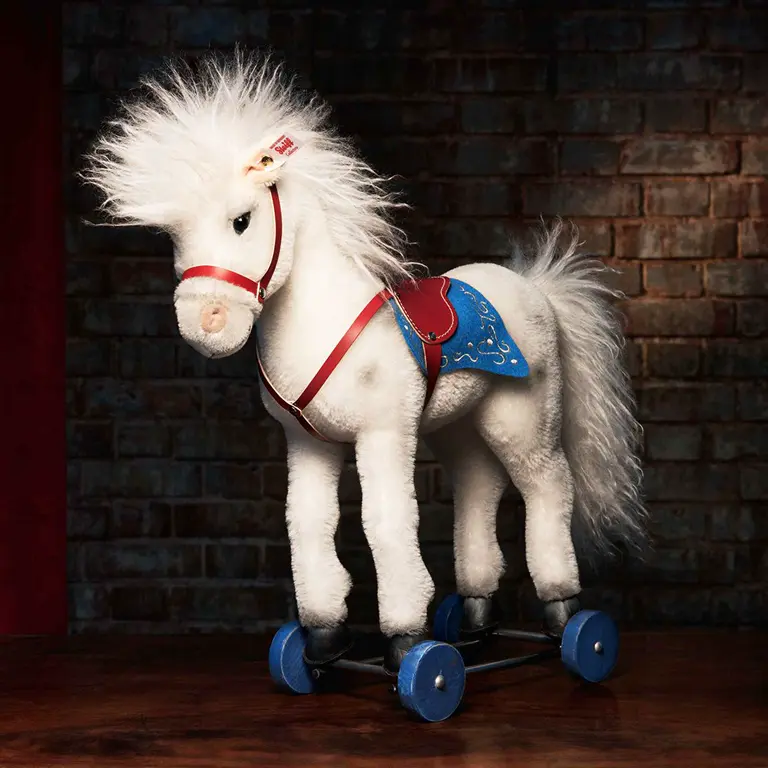 【A8 steiff 】Olivia Horse｜台北信義新天地A8｜skm online 新光三越線上官方購物平台